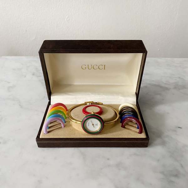 Gucci Interchangeable Colored Face Watch | Garmentory