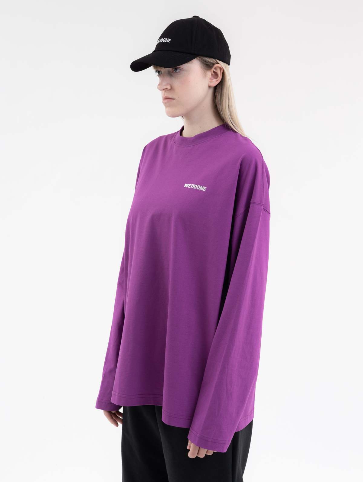 we11done BASIC FRONT BACK LOGO LONG-SLEEVED T-SHIRT - purple | Garmentory