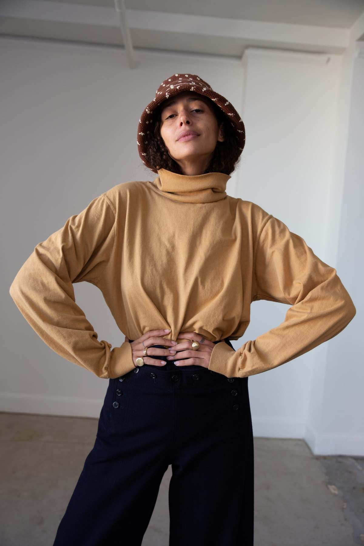 Vintage Roam vintage us navy Issued Flight Deck Turtleneck - Beige ...