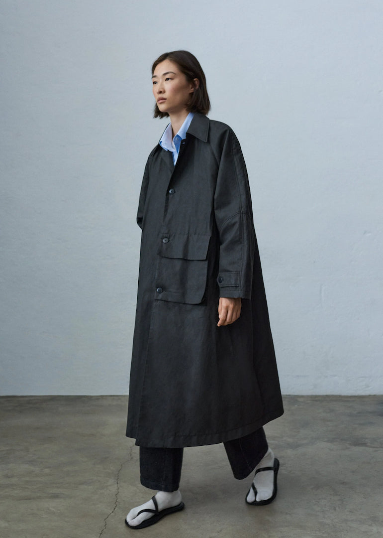 Cordera Front Pocket Trench - Black | Garmentory