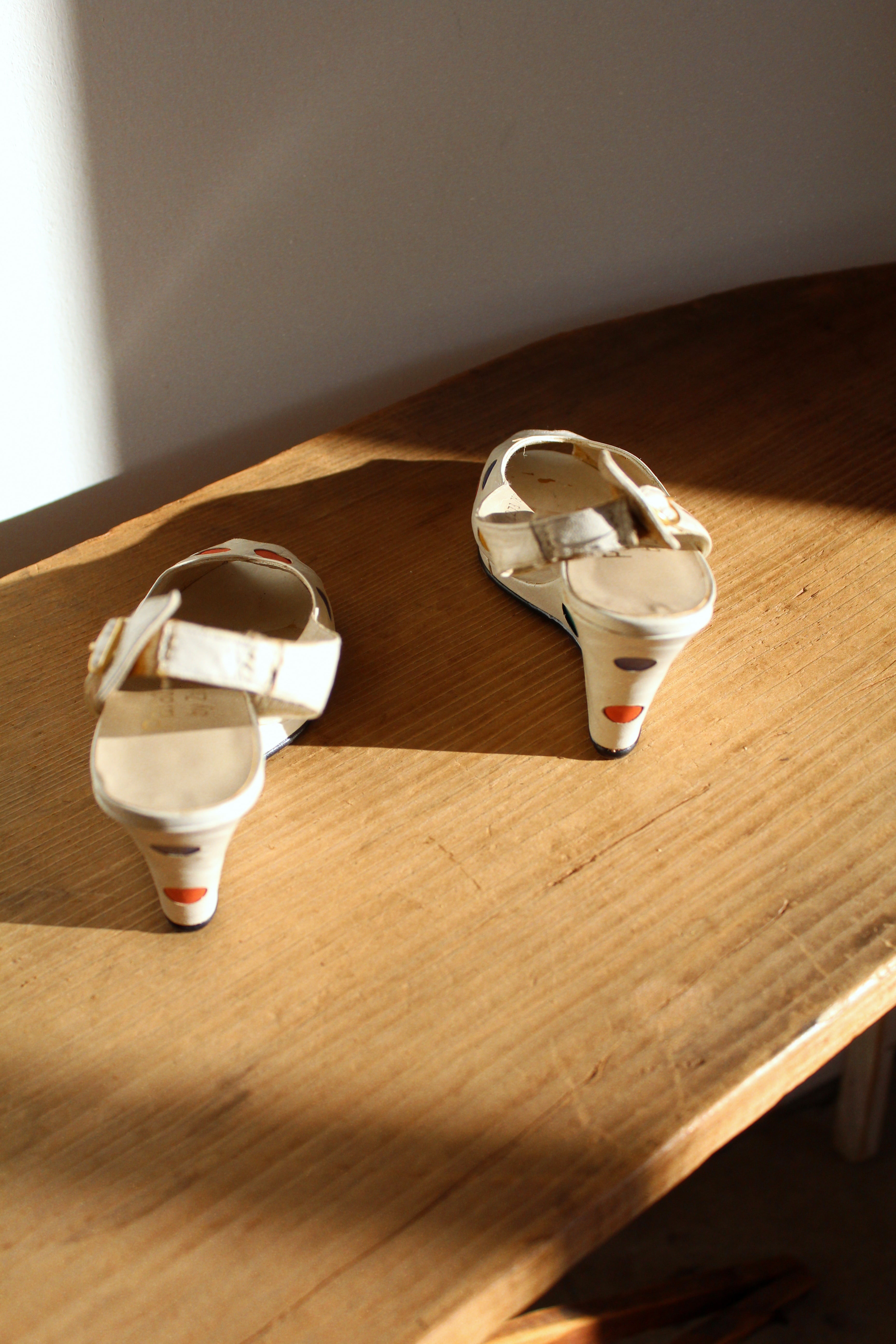 1980s does 1940s Leather Polka Dot Sling Back Wedges - White | Garmentory