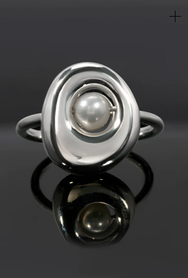 Modern Weaving Arp Ring with Floating Pearls - Stainless Steel | Garmentory