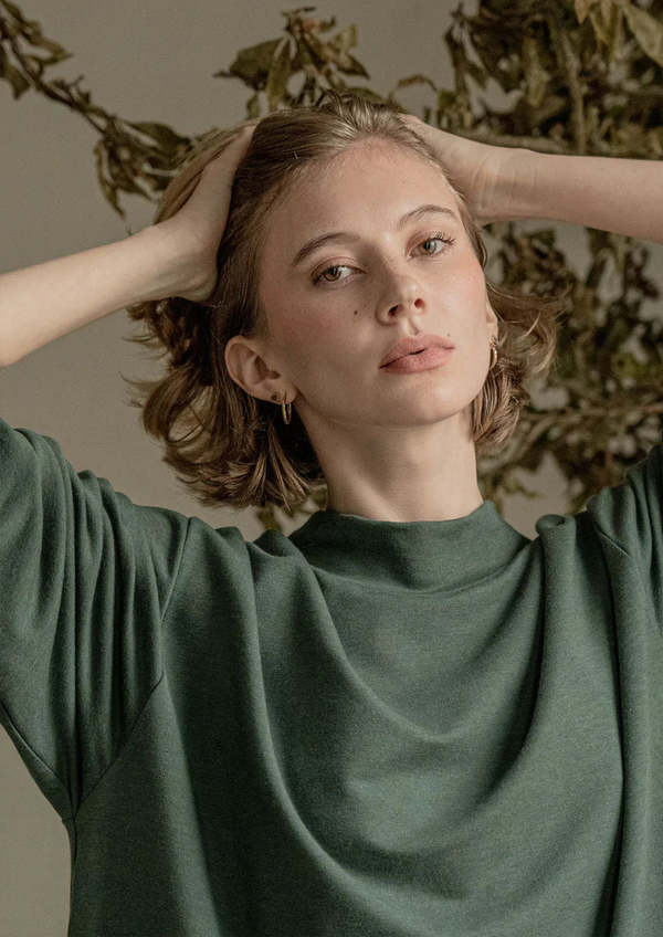 Vestige Story Memoir Top L Bright Hunter Last Chance | Garmentory