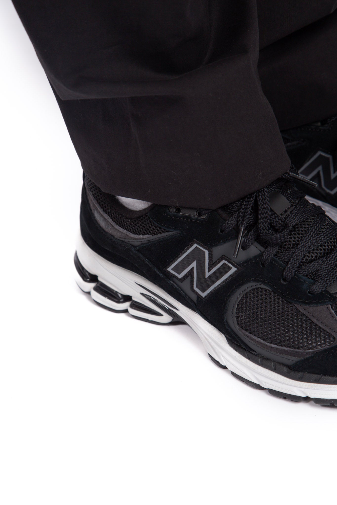 New Balance 2002r - Black | Garmentory