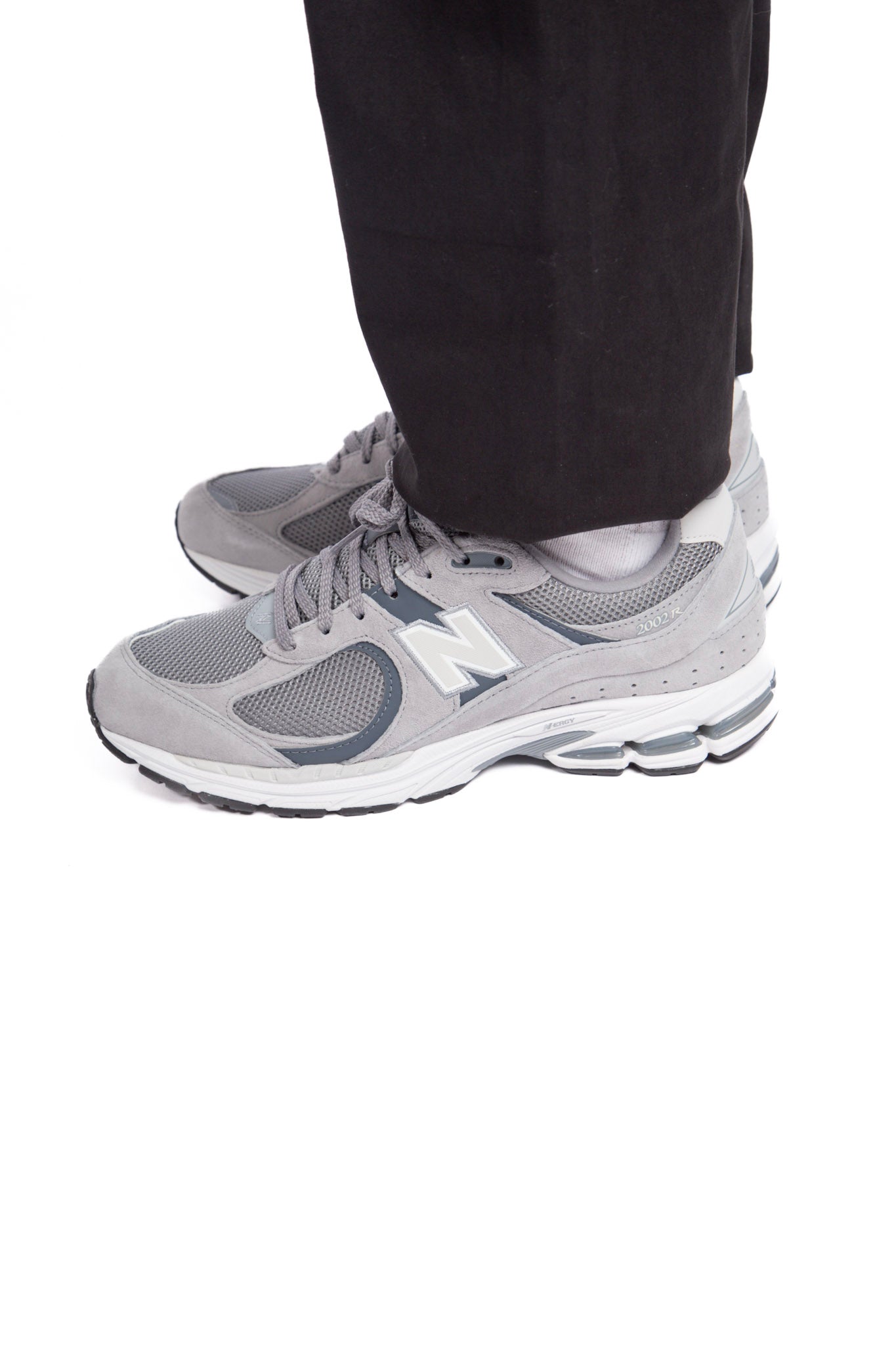 New Balance 2002r - Grey | Garmentory