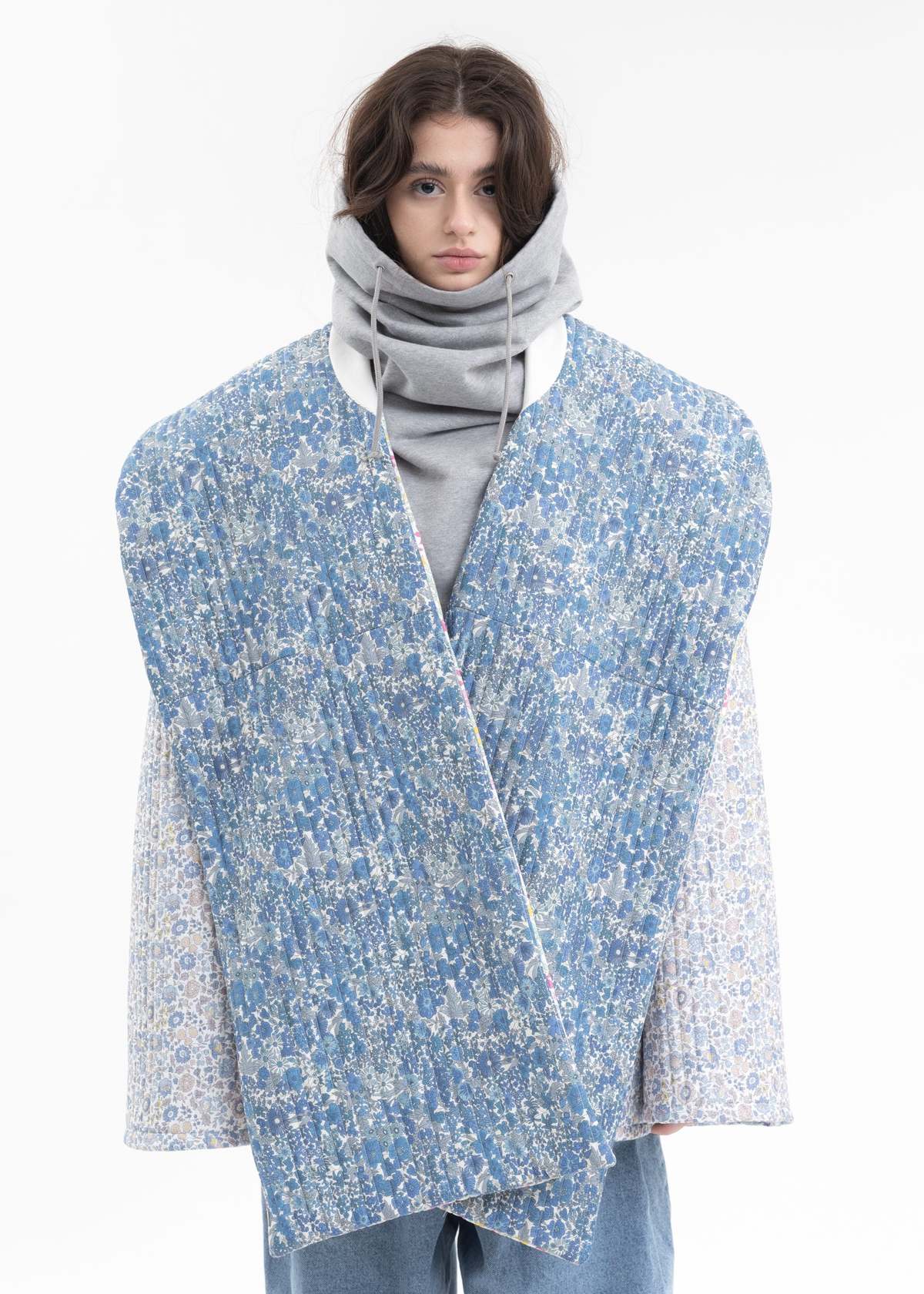 Hed Mayner FLOWERS REVERSIBLE QUILTED CROPPED SCARF - LIGHT BLUE/ECRU ...