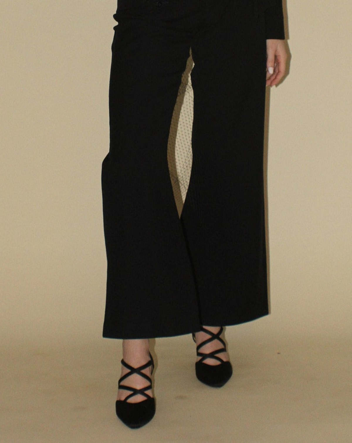 Vintage Dear Neighbor x Le Stuff Satin Point Toe Strappy Pumps - Black ...