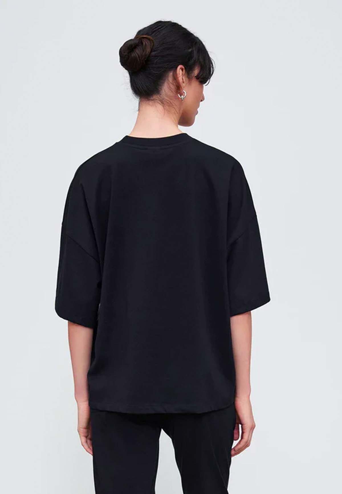 Kowtow Oversized Boxy T-Shirt - Black | Garmentory