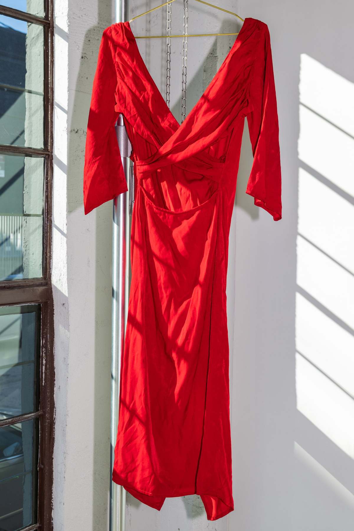 Toit Volant Wrap Low-Cut Open Back Dress - Red | Garmentory