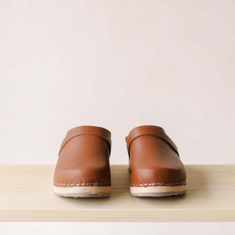 Lotta Classic Clog - Tan | Garmentory