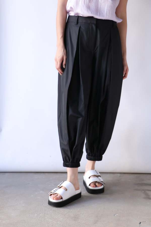 Tibi Italian Sporty Nylon Eden Pleated Balloon Pant - Black | Garmentory