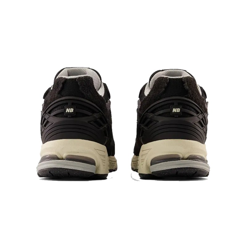 New Balance 1906D Protection Pack Men M1906DD - Black | Garmentory