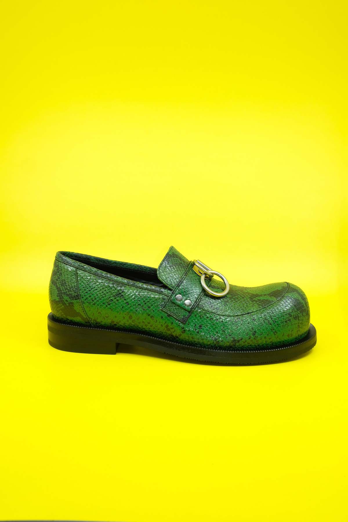 Martine Rose Faux Snake Leather Bulb Toe - green | Garmentory