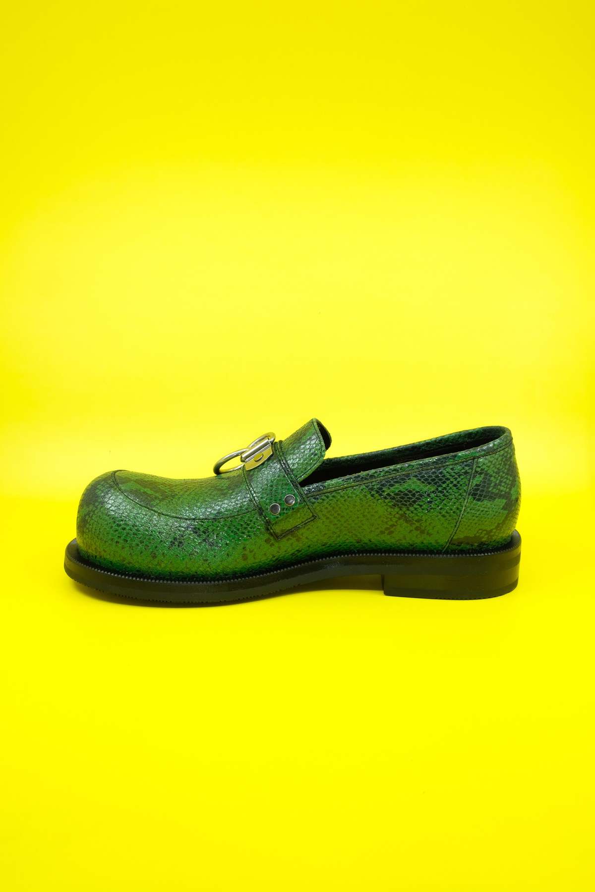 Martine Rose Faux Snake Leather Bulb Toe - green | Garmentory