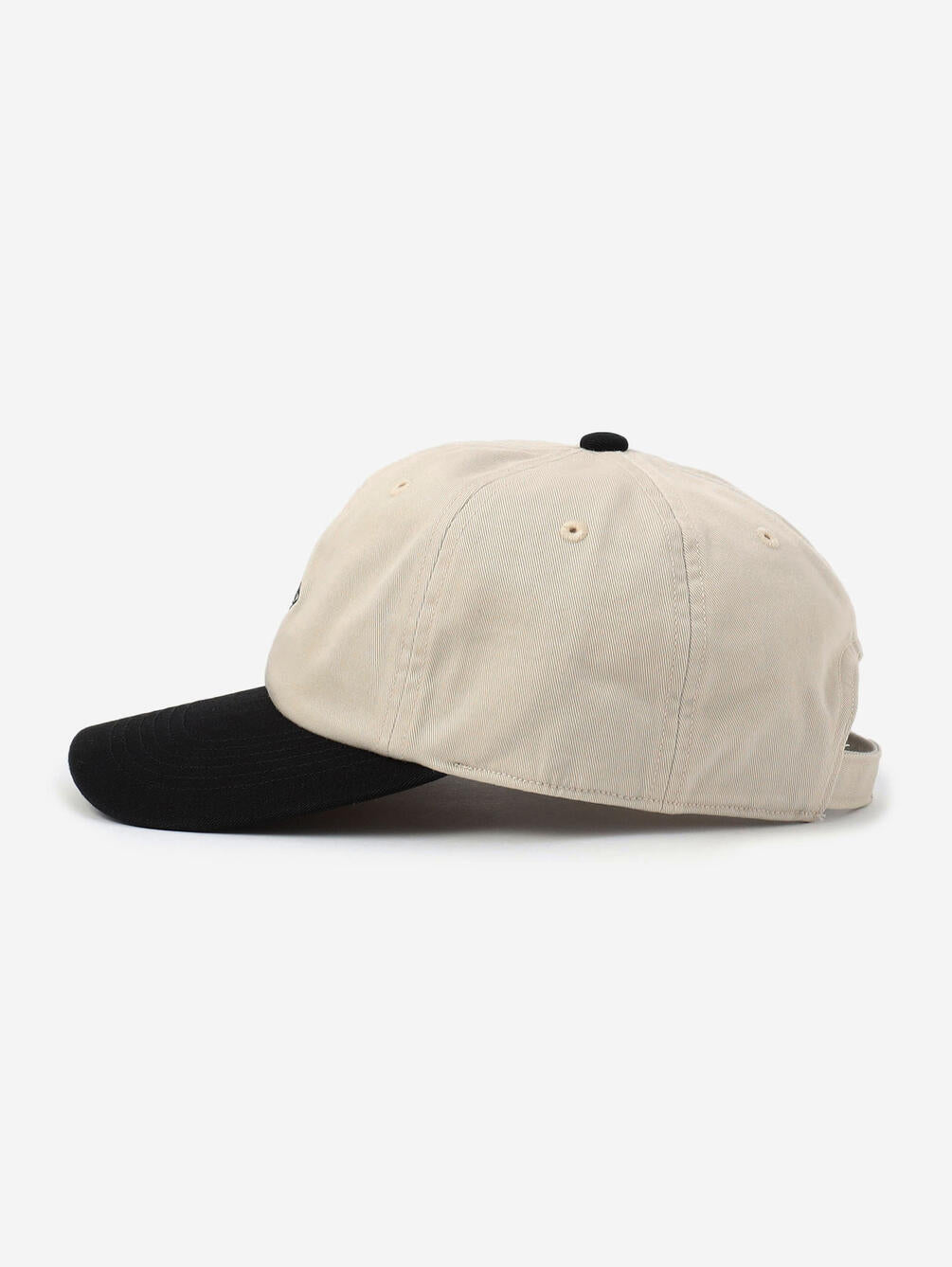 Danton 6-Panel Two Tones Baseball Cap - Ivory/Black | Garmentory