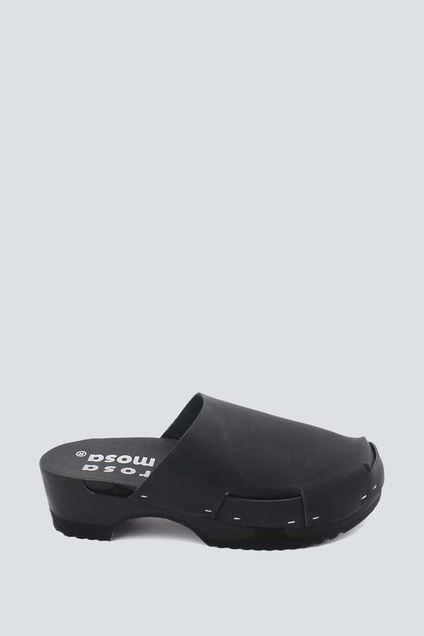 Rosa Mosa Dark Simple Donau Clog - black | Garmentory