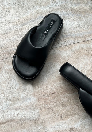 Simon Miller Vegan Leather Taffy Slide - Black | Garmentory