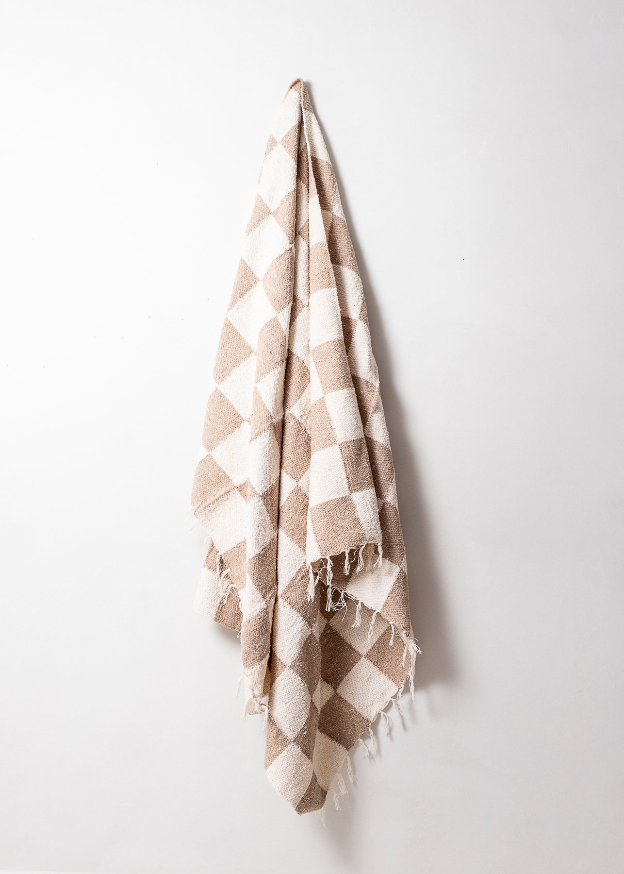 Sundream Heavyweight Checker Throw Blanket - Tan/Cream | Garmentory