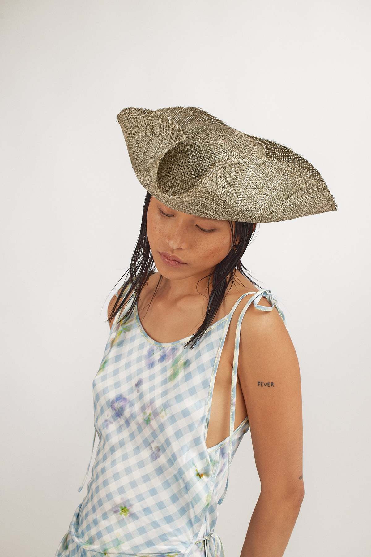 Tricorn Hat in Grey Iridescent Parisisal Straw | Garmentory