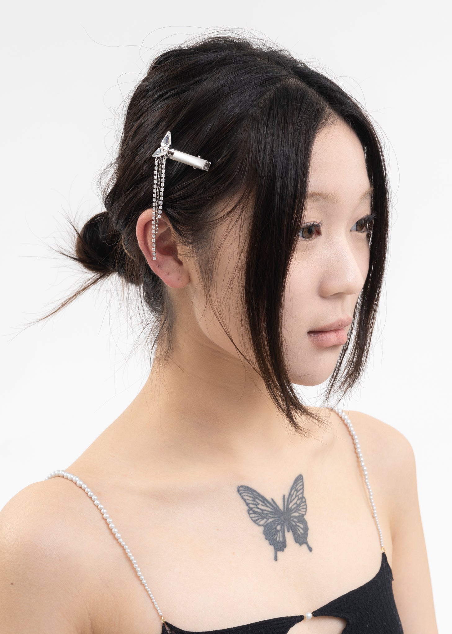DEPARTMENT Rhinestone Wing And Chains Hair Pin - Silver | Garmentory