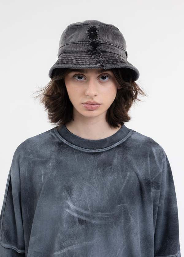 we11done DIAGONAL DESTROYED DENIM HAT - BLACK | Garmentory
