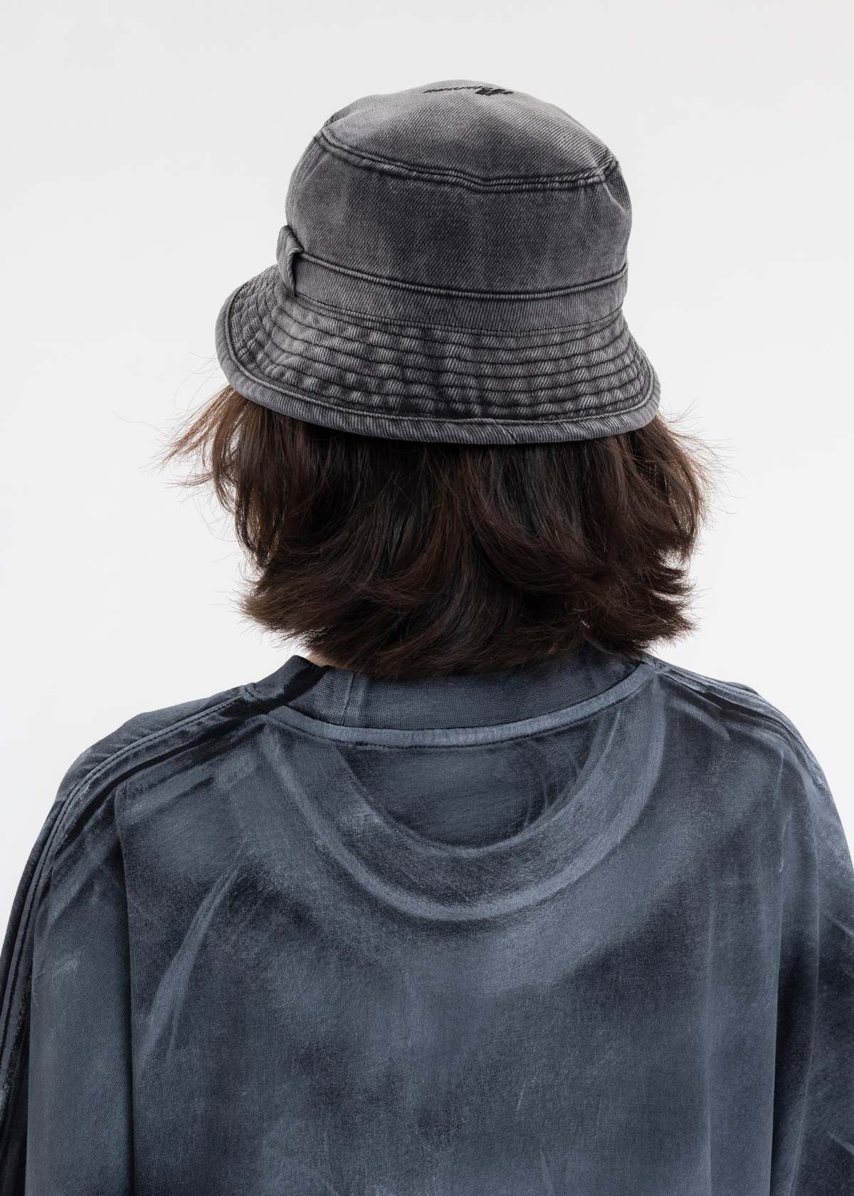 we11done DIAGONAL DESTROYED DENIM HAT - BLACK | Garmentory