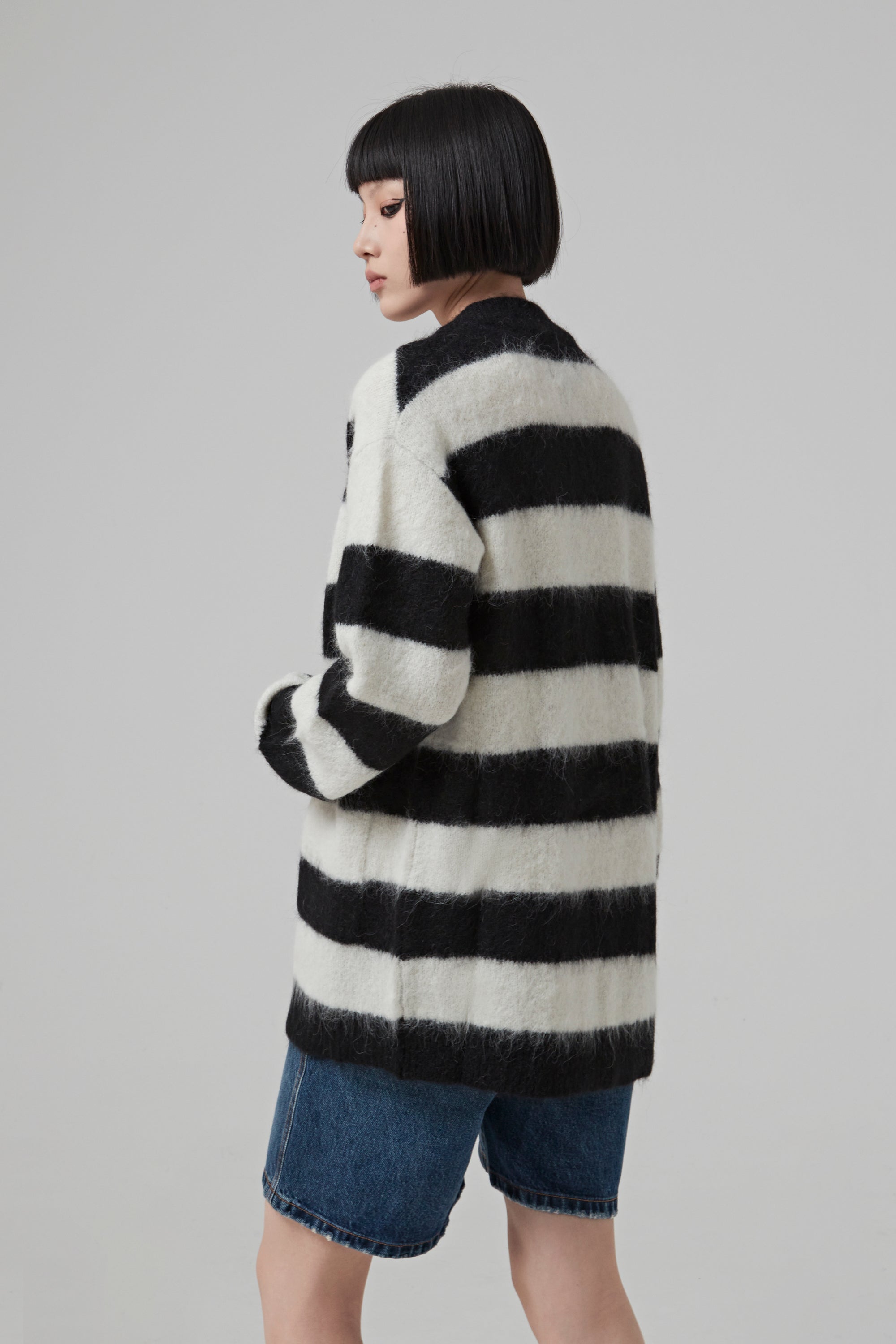 RtA ARTEMIS cardigan - black/white | Garmentory