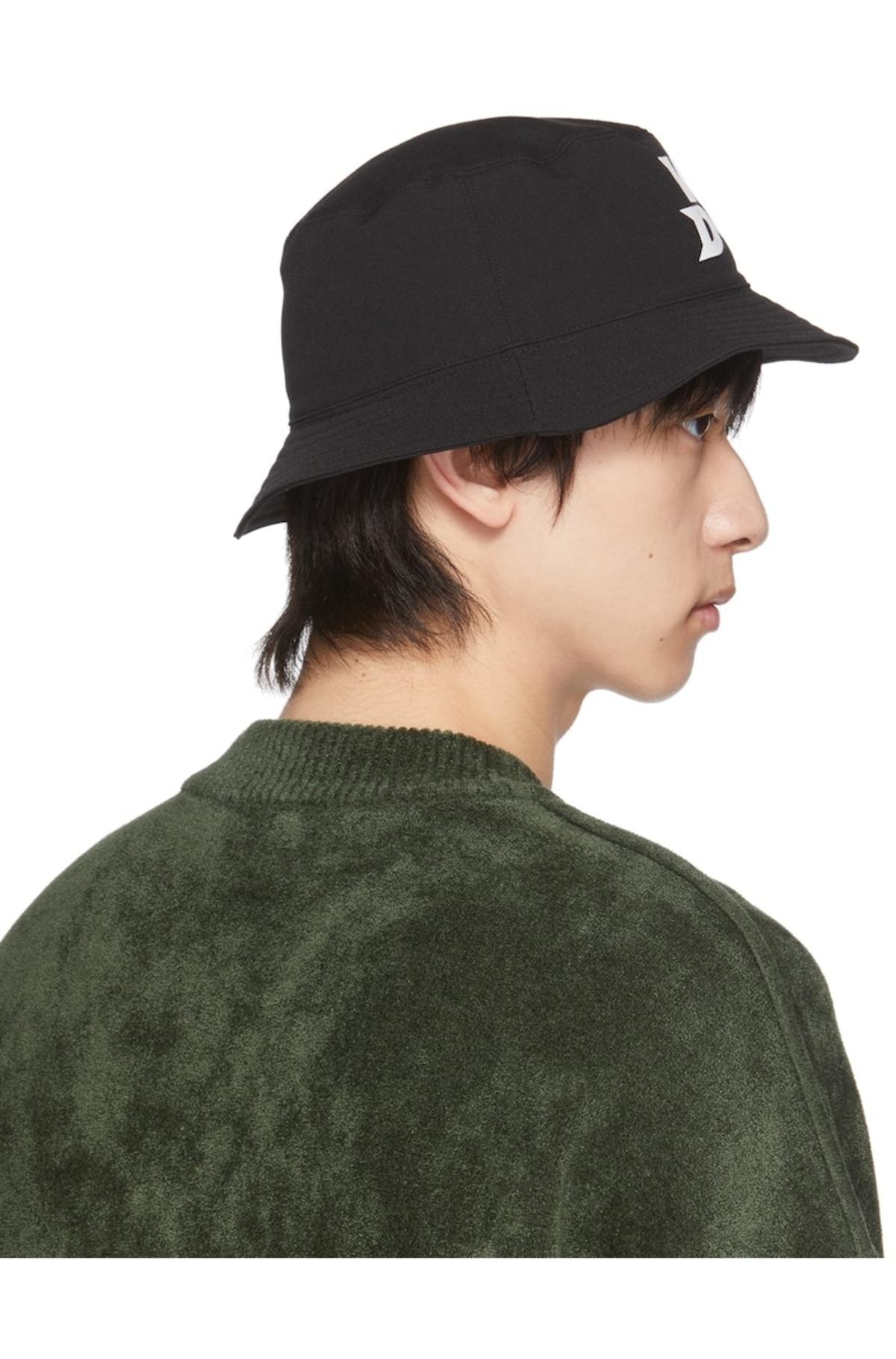 We11done Black Basic Logo Bucket Hat | Garmentory