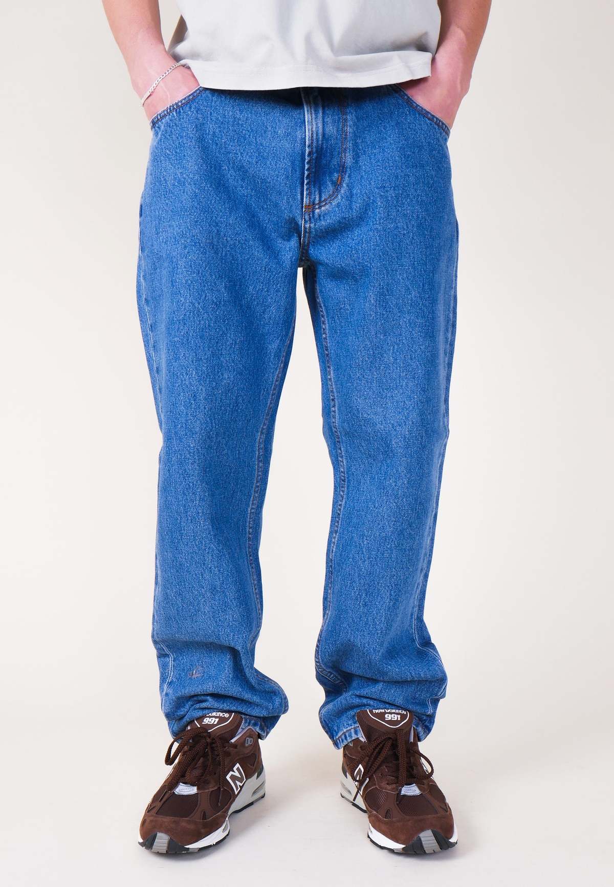 Rollas Ezy Jean - Mid Vintage Blue | Garmentory