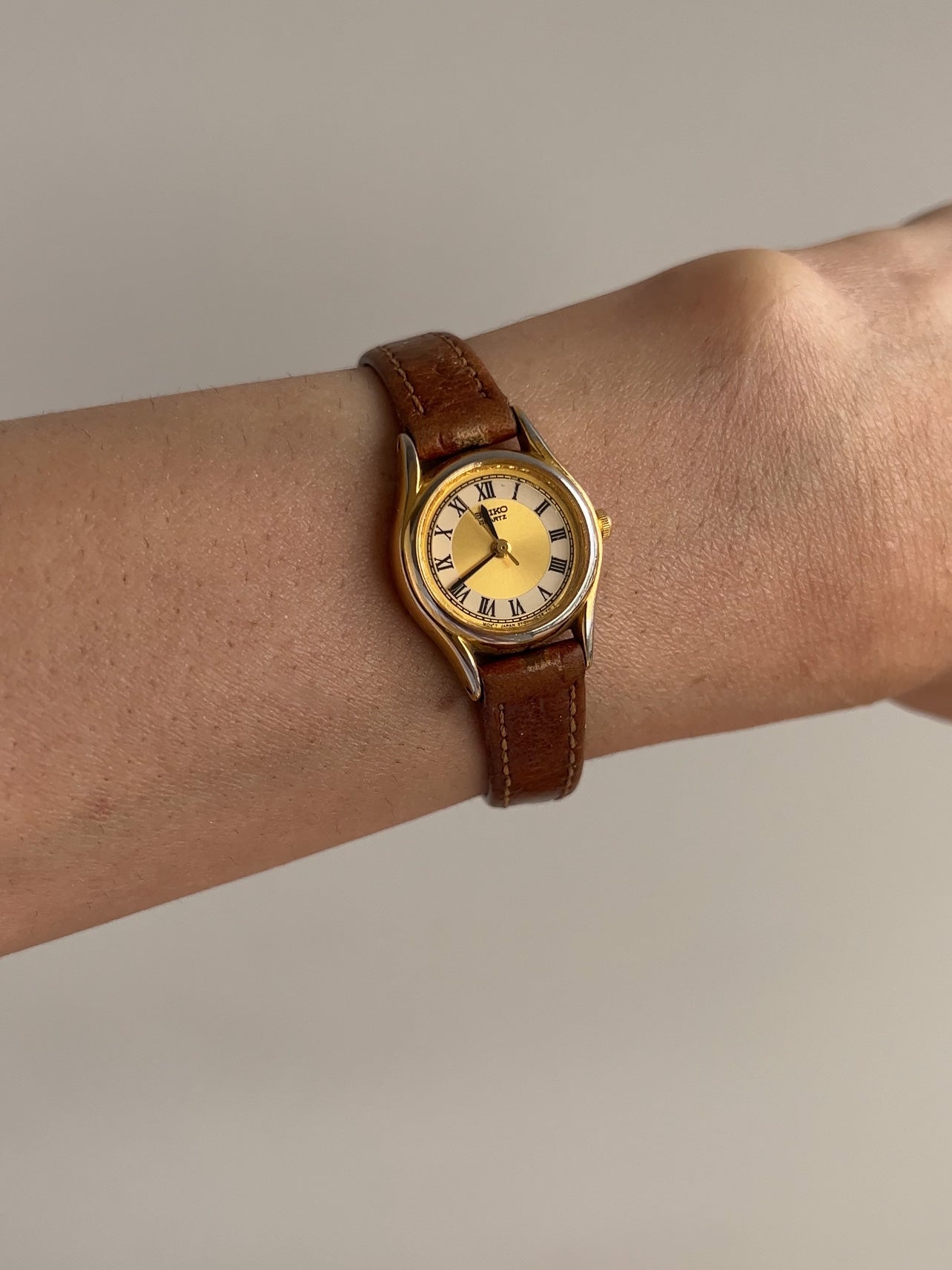 Vintage Seiko Leather Band Watch - Gold Tone | Garmentory