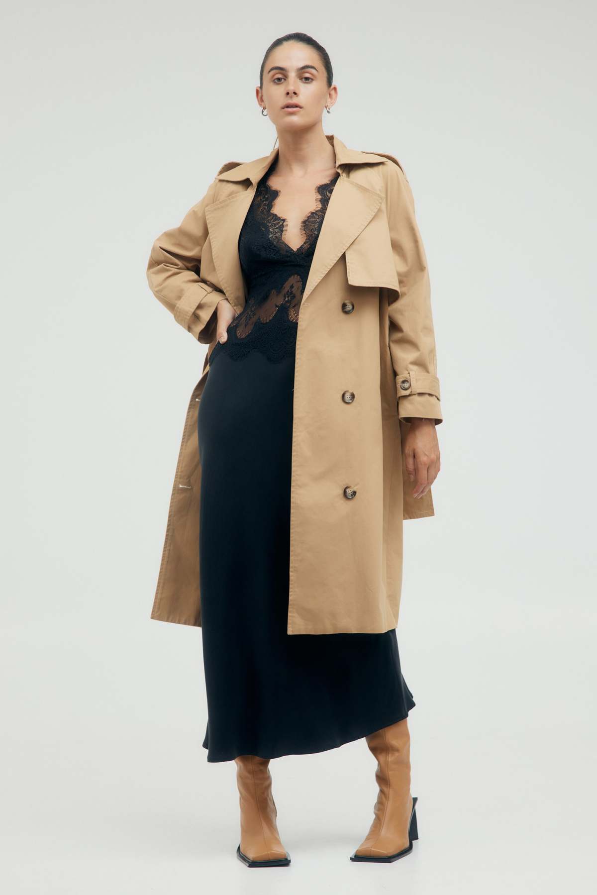 Third Form FRONTIER TRENCH COAT - CAMEL | Garmentory