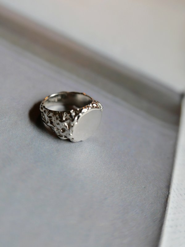 FARIS ROCA SIGNET - SILVER | Garmentory