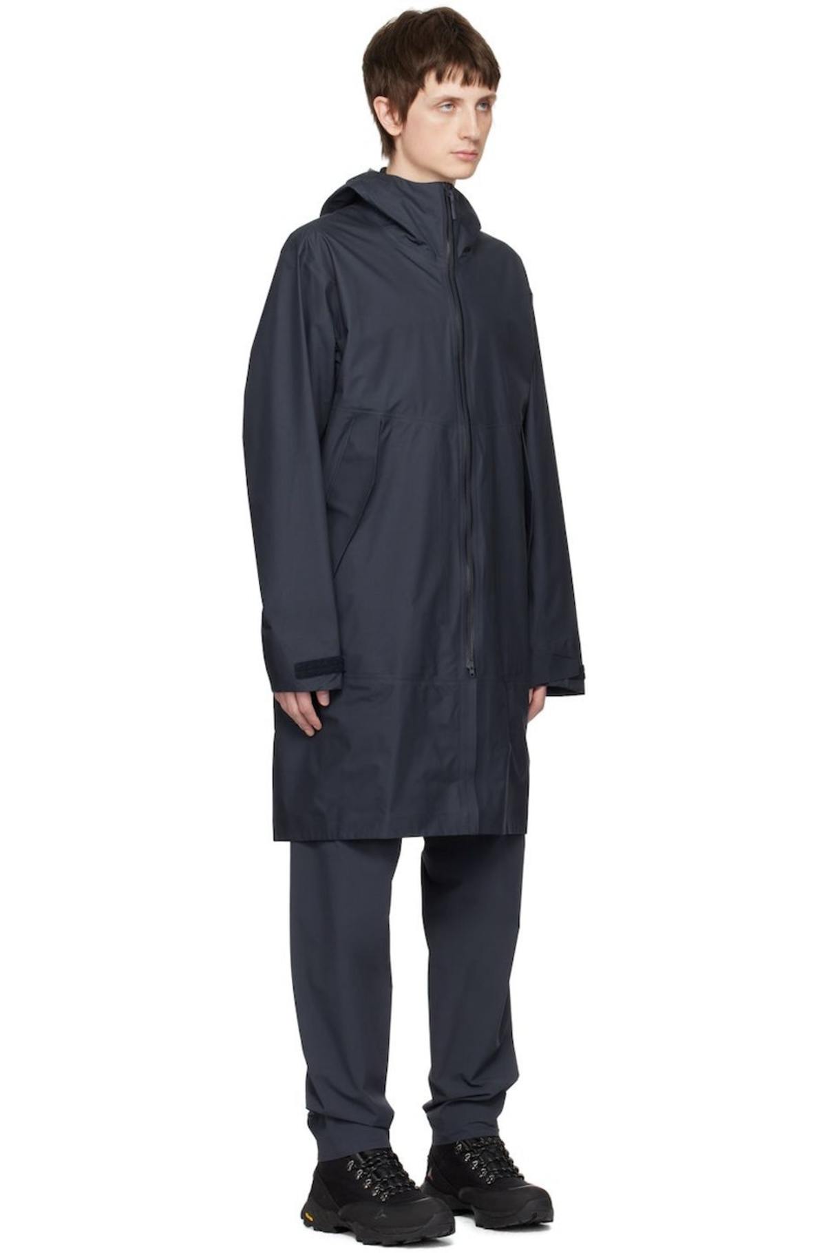 VEILANCE Navy Monitor Coat - Black sapphire | Garmentory
