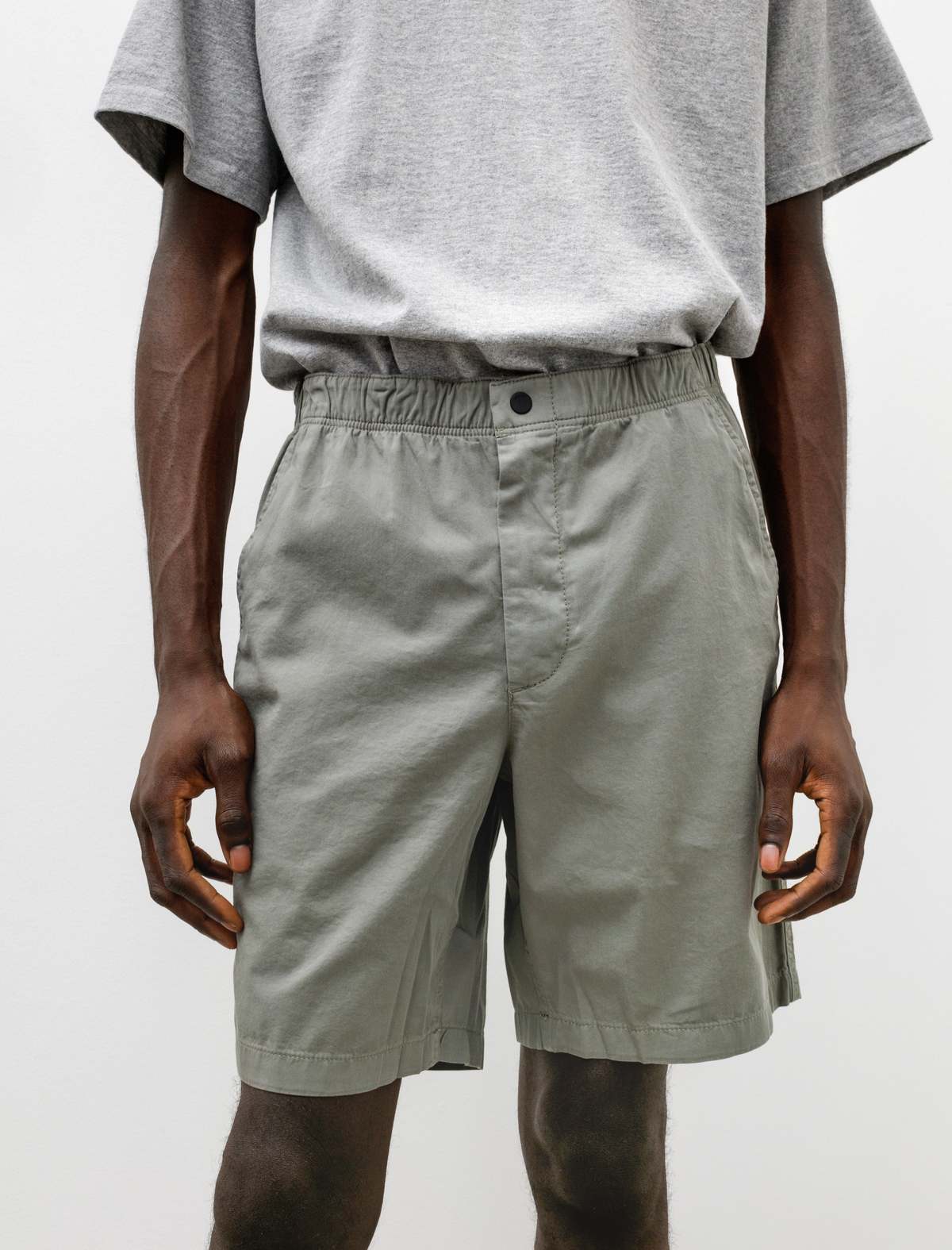 Norse Projects Ezra Light Twill Shorts - Dried Sage Green | Garmentory