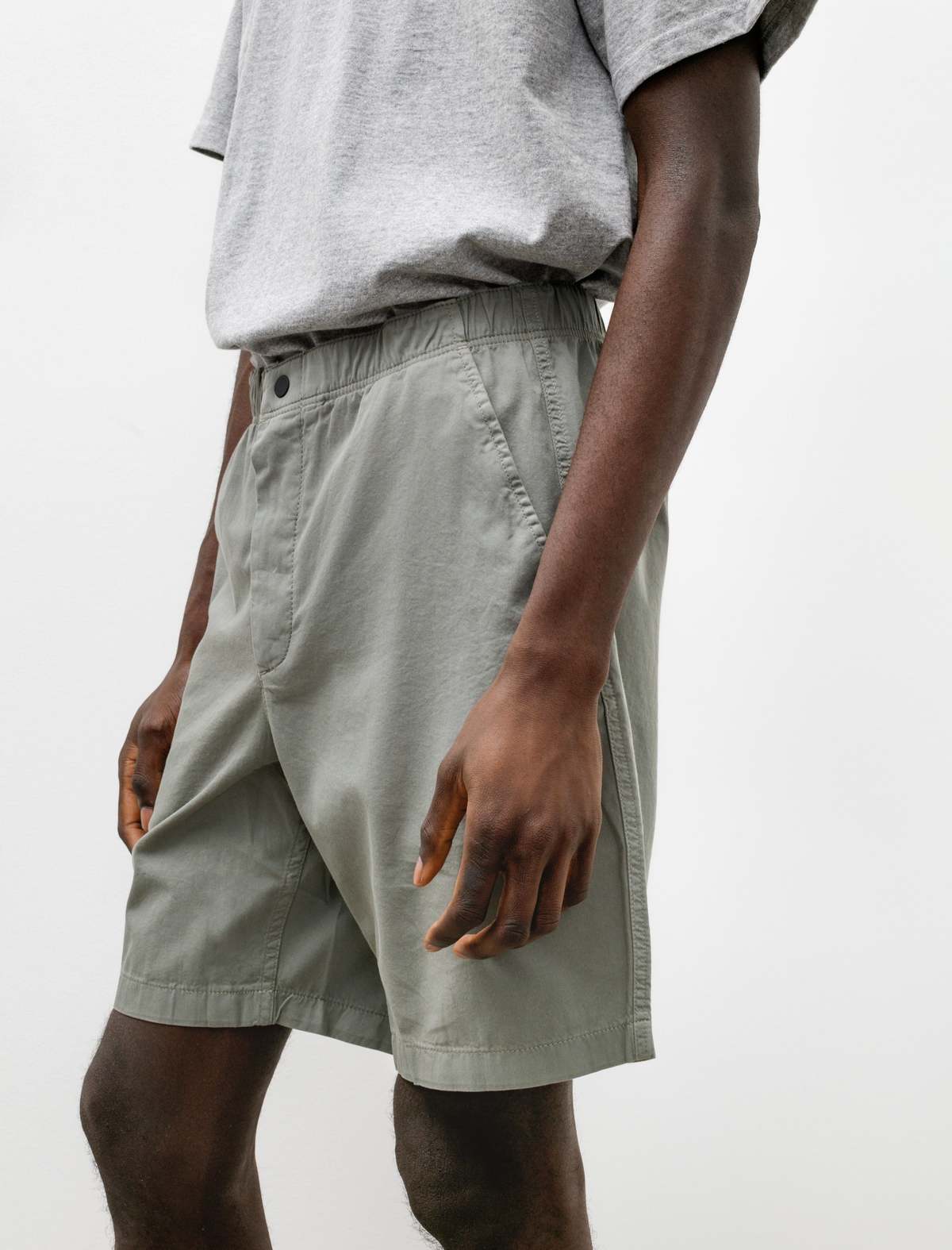Norse Projects Ezra Light Twill Shorts - Dried Sage Green | Garmentory