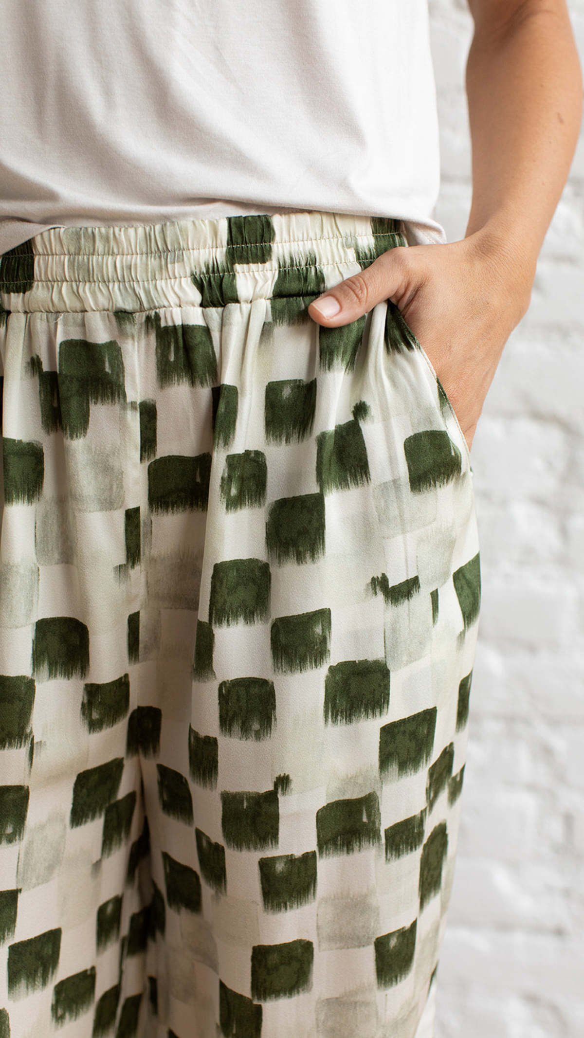 Grade & Gather Foliage Satin Checker Pant - Foliage | Garmentory