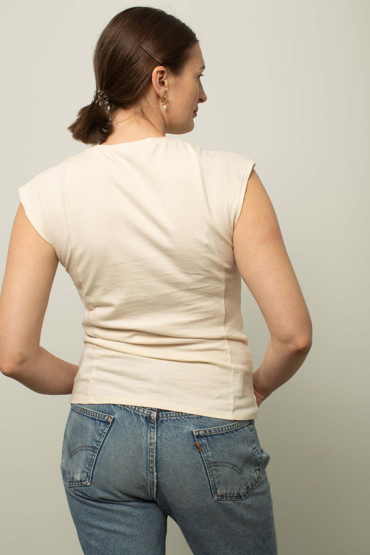 Atelier Delphine Muscle Tee - Angora/Black | Garmentory