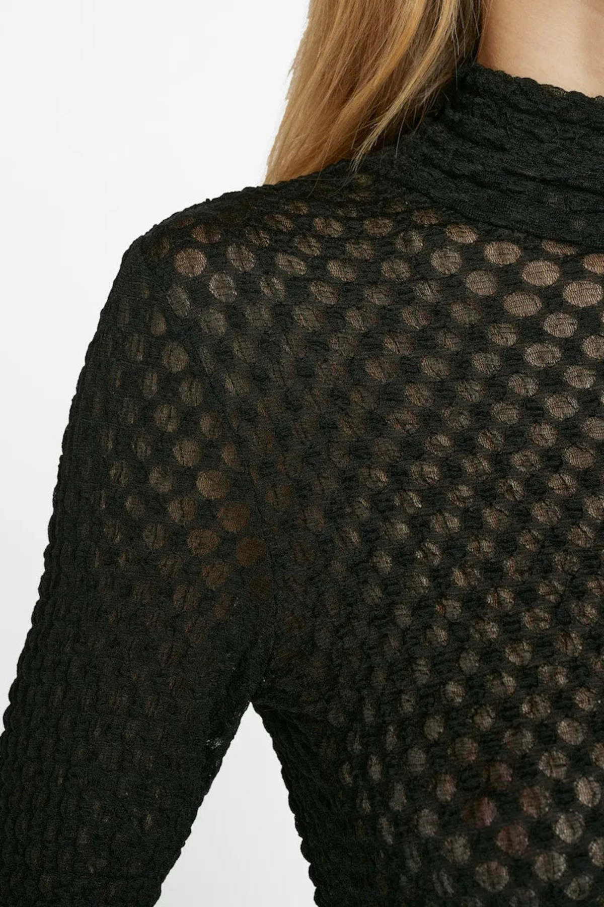 FRAME Denim Mesh Lace Turtleneck - Noir | Garmentory