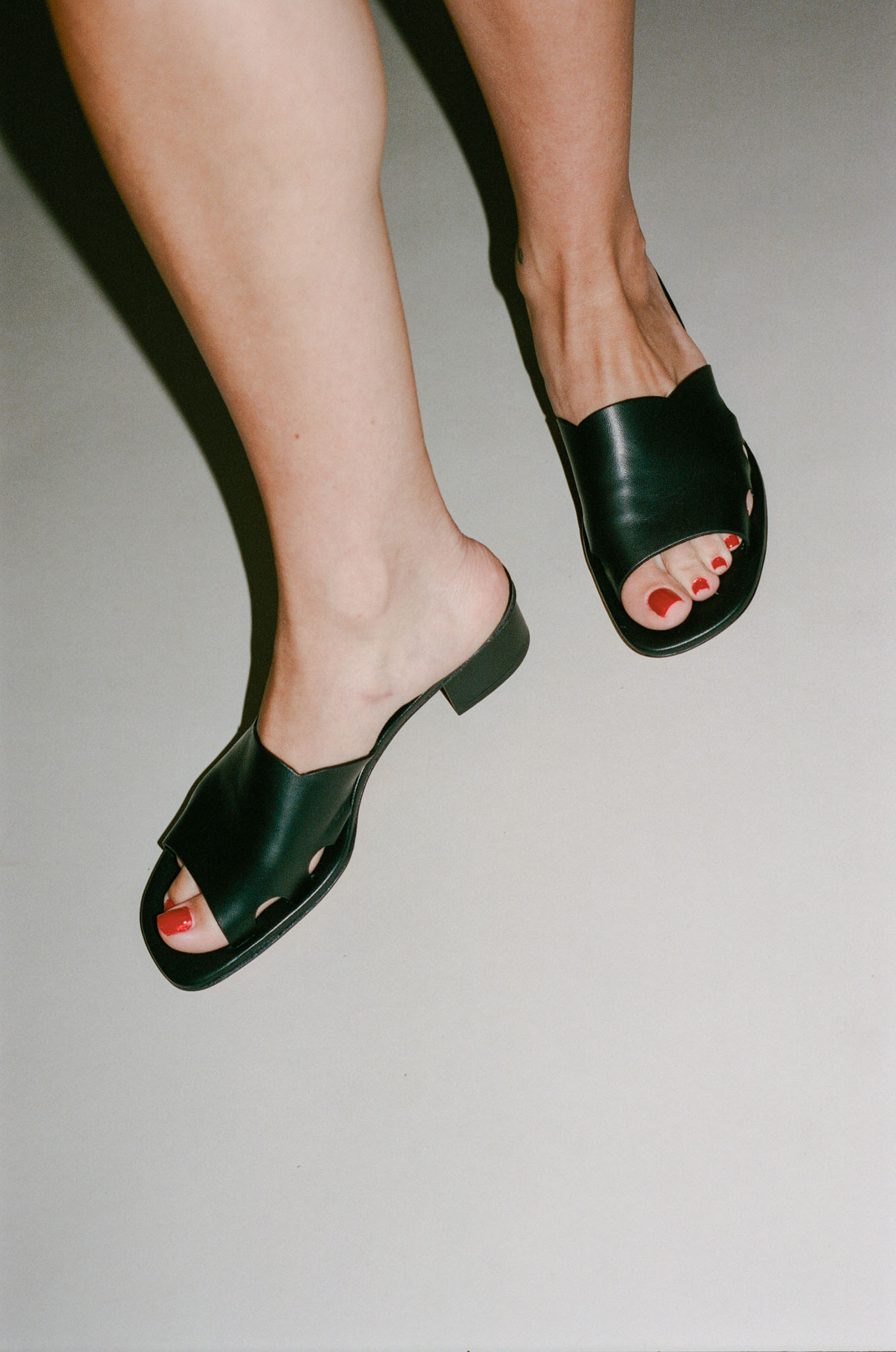 Maryam Nassir Zadeh Cyn Slide - Black | Garmentory