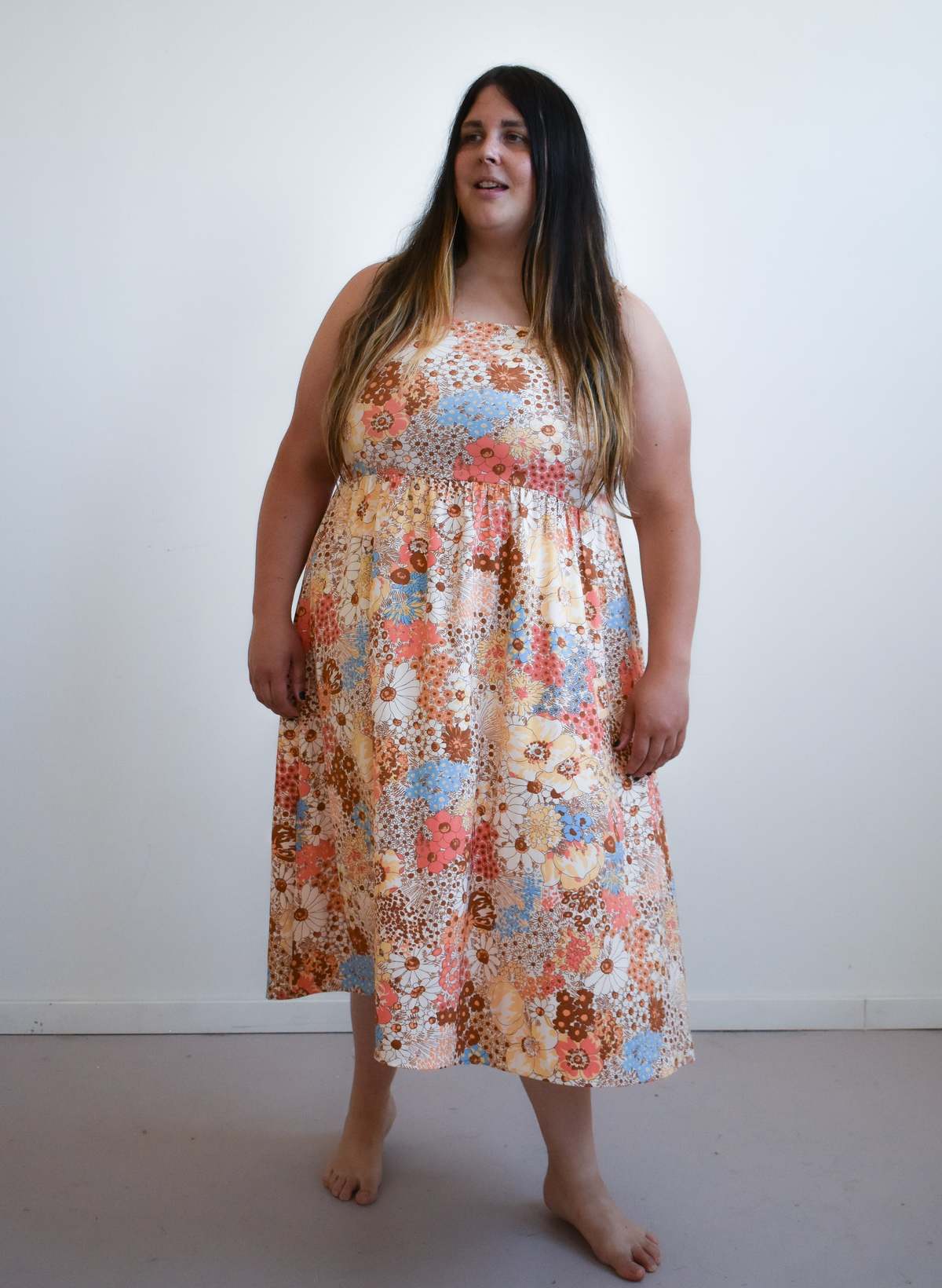 Altar Houseline Gwendolyn Dress - 70s Saffron Floral | Garmentory