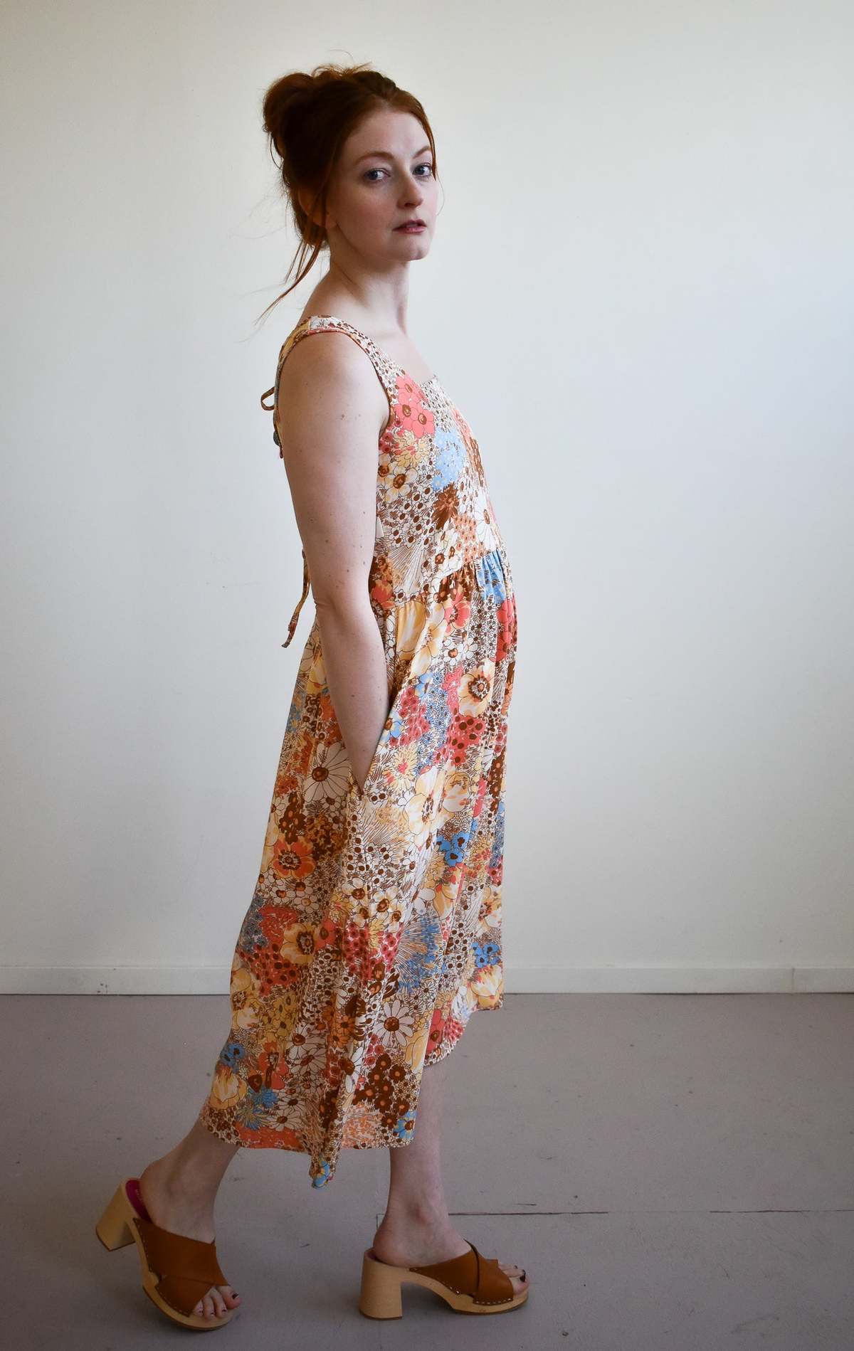 Altar Houseline Gwendolyn Dress - 70s Saffron Floral | Garmentory