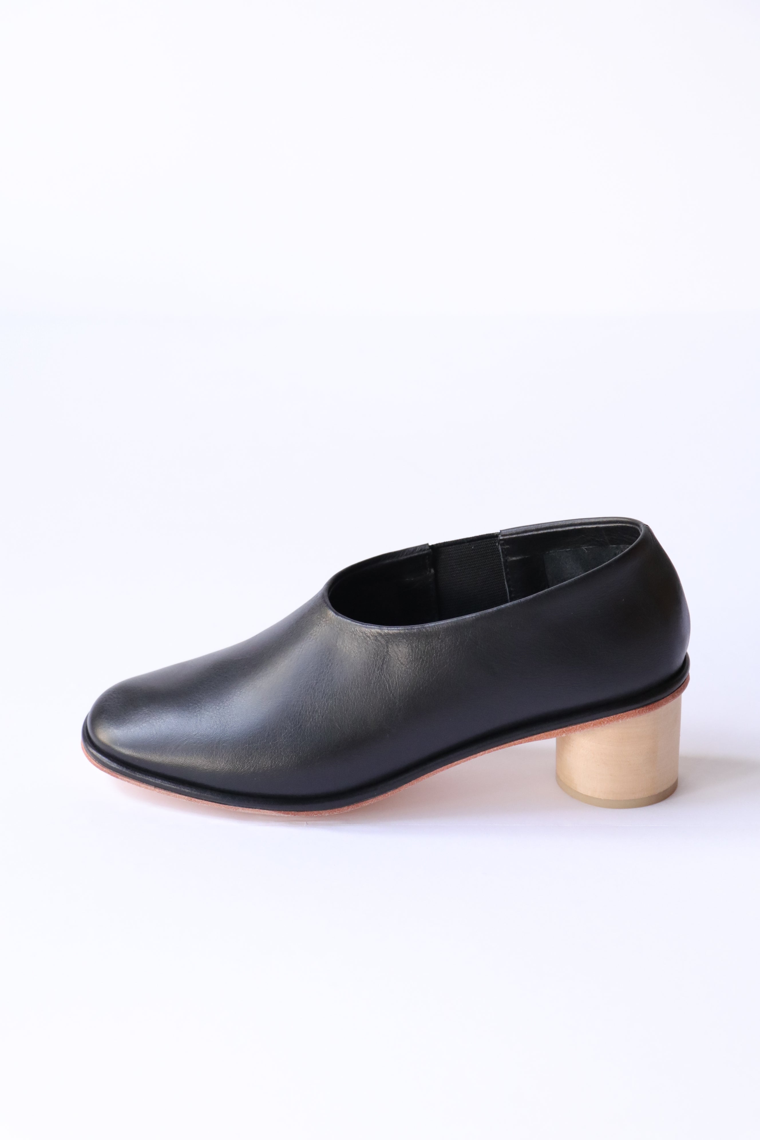 Lauren Manoogian Dowel Heel - Black | Garmentory