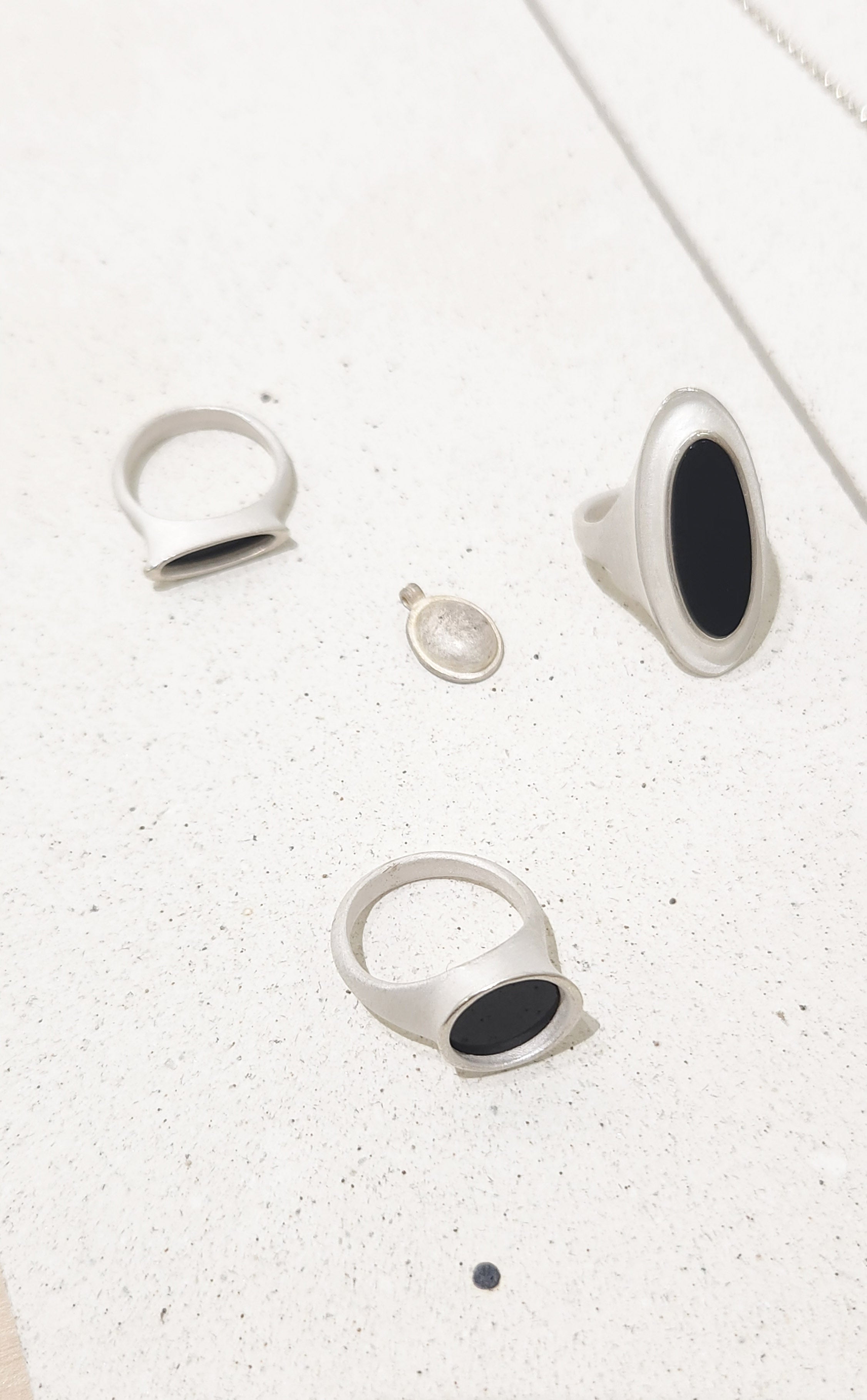 MATTER MATTERS Sterling Silver Onyx Lake Dangle Ring | Garmentory