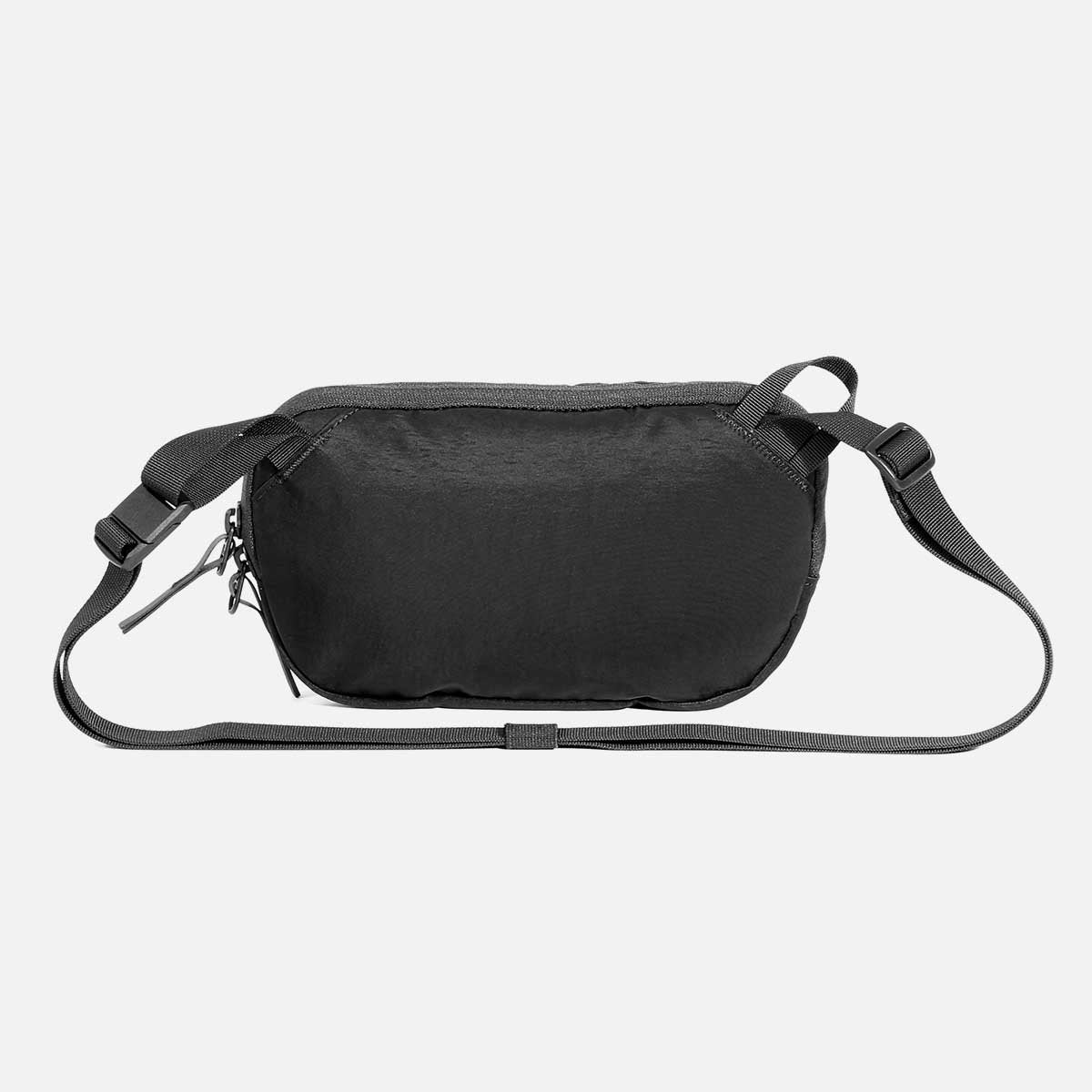 AER Go Sling - Black | Garmentory