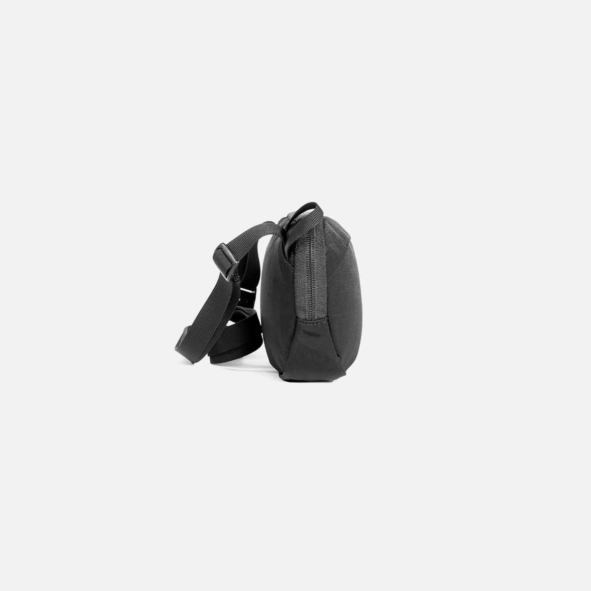 AER Go Sling - Black | Garmentory