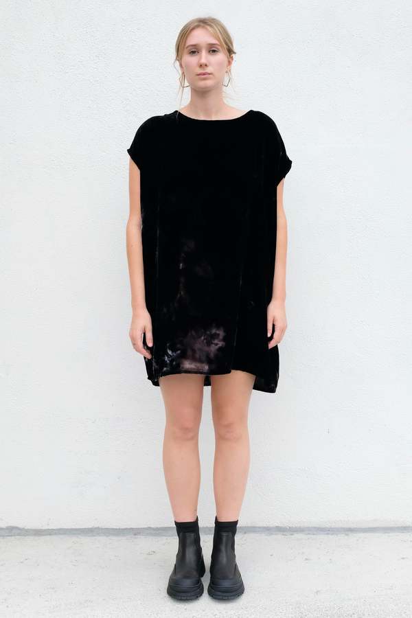 Riverside Tool Dye Velvet Box Dress - Obsidian | Garmentory