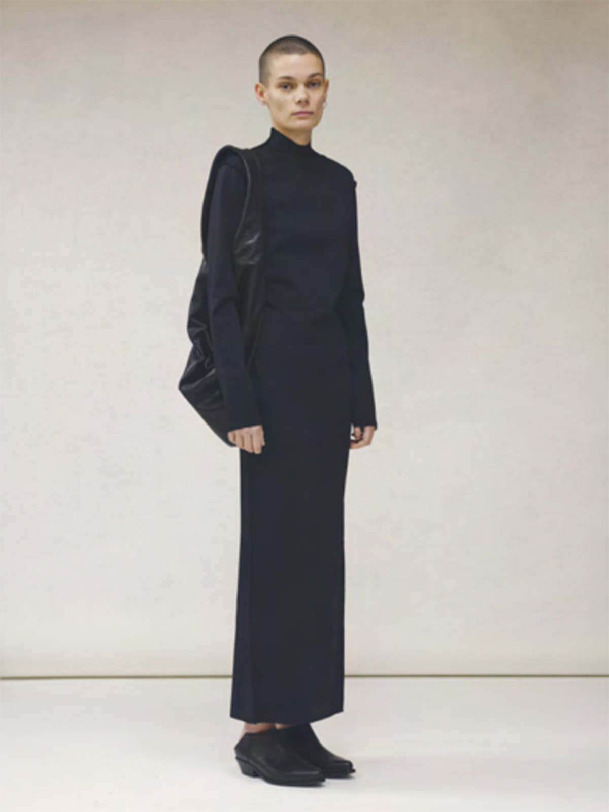 Gabriela Coll No. 250 Crossed Leather Bag - Black | Garmentory