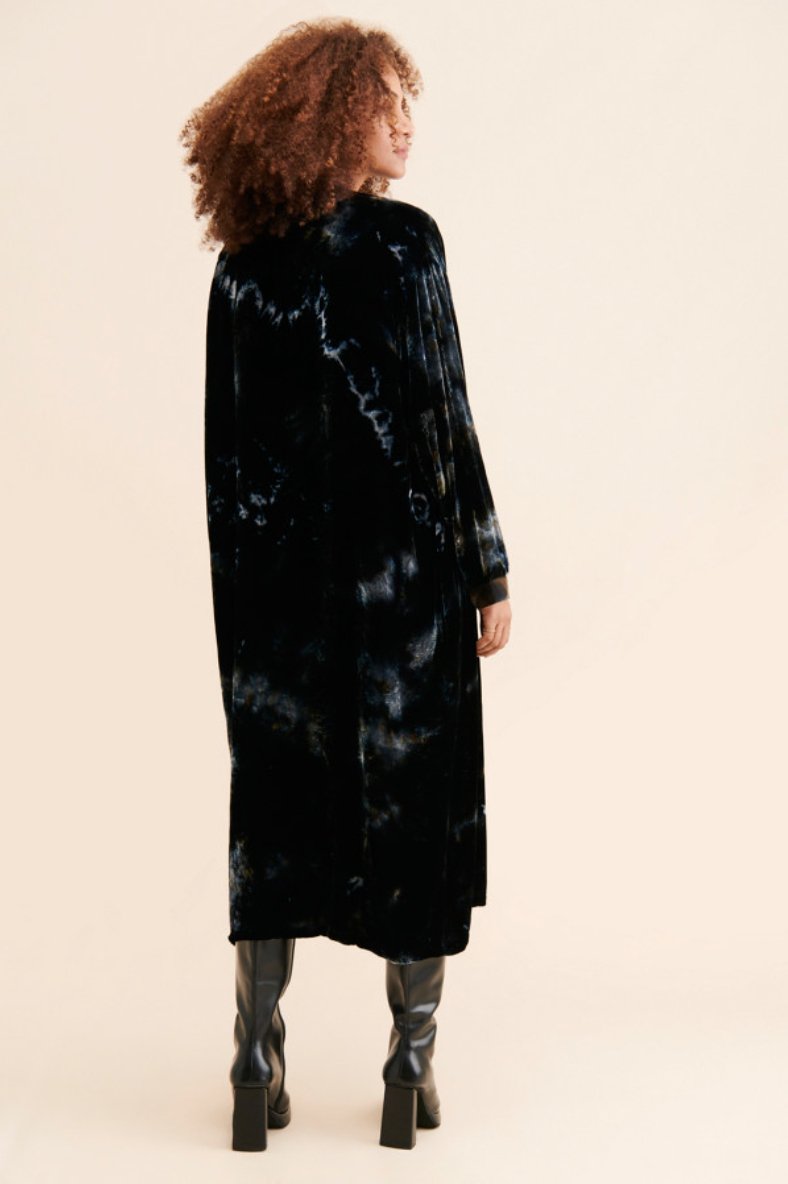 Riverside Tool & Dye Velvet Duster - Obsidian | Garmentory