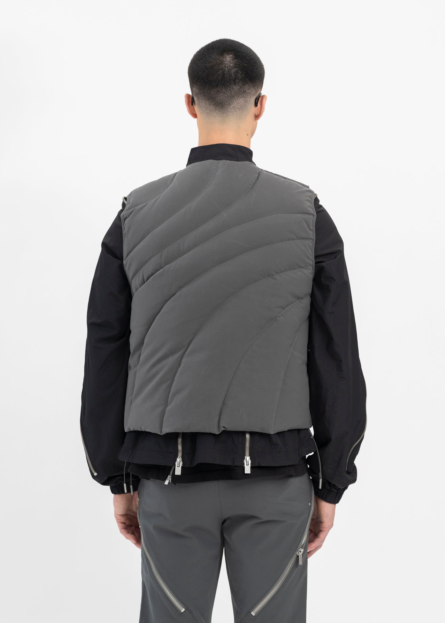 Heliot Emil Heat Reactive Layered Down Vest - Dark Grey | Garmentory