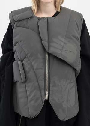 Heliot Emil DARK GREY LAYERED DOWN VEST - HEAT REACTIVE | Garmentory